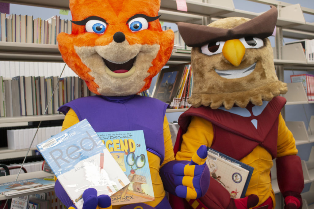 Gallery | Curiosity Cruiser - A Super Library on Wheels